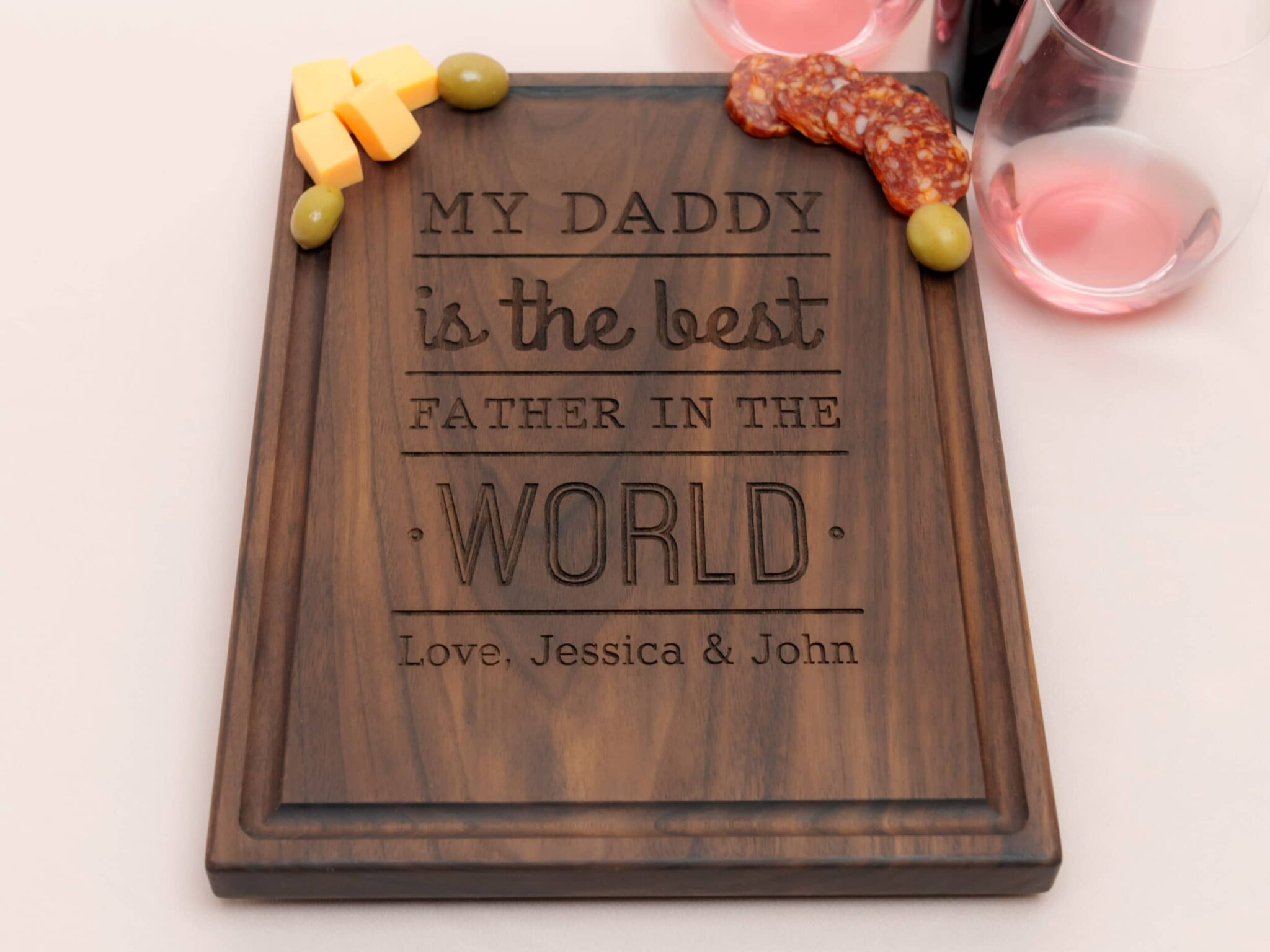 Personalized, Engraved Cutting Board with Best Daddy Design for Father ...